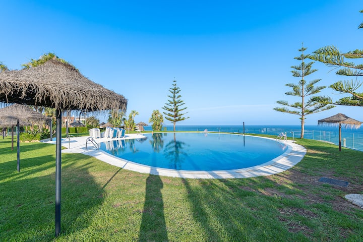 Bonito Apartamento En Urbanización De Lujo - Benalmádena