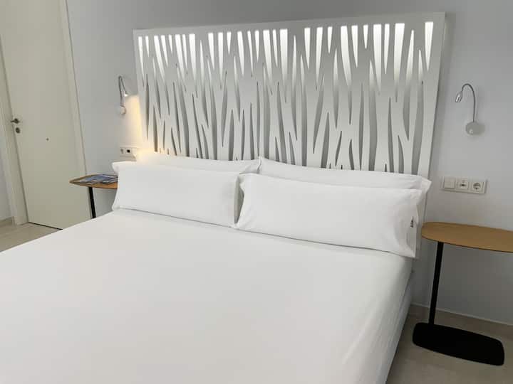 Spacious And Centric, Equipped For You - Riv - Seville, Spain