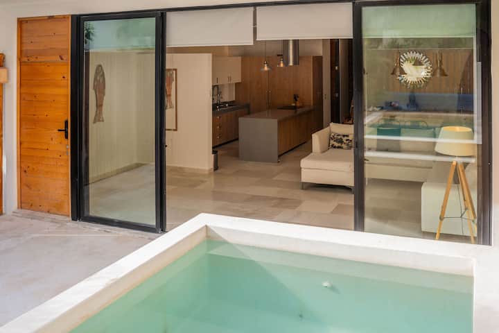 Amazing Apt W/ Private Pool, 2  Blocks From Beach - Playa del Carmen