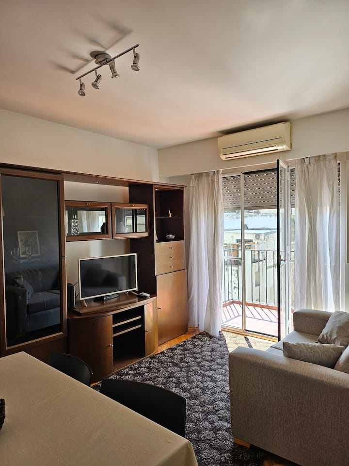 Bright Apartment Near Palermo Shopping - Buenos Aires