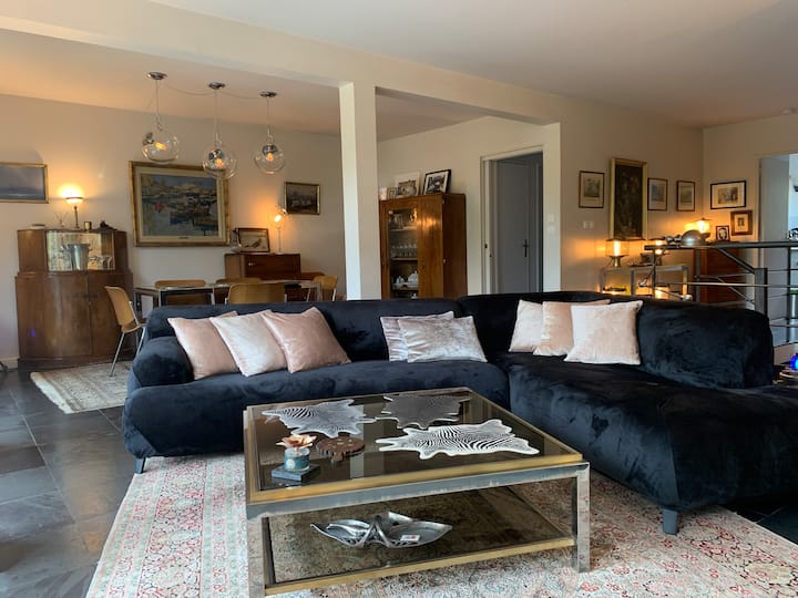 Duplex 140m2 Paris, 6 Pers/ 3 Chb, 2 Sdb, Parking. - París