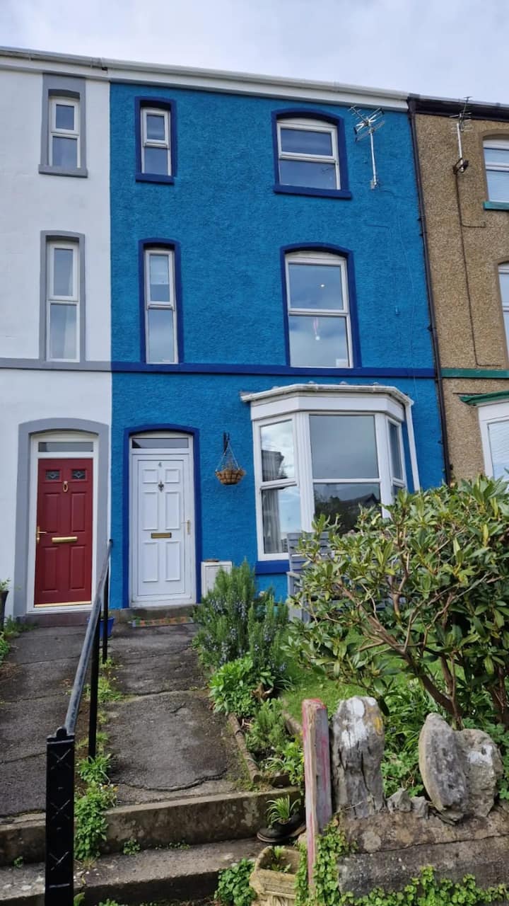 4 Bedroomed Character Townhouse In Ulverston - Ulverston