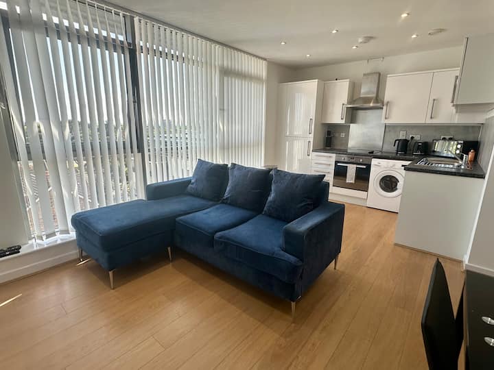 Stylish Heron Apartment, 2 Beds, By Cwp (Bedford) - Bedford