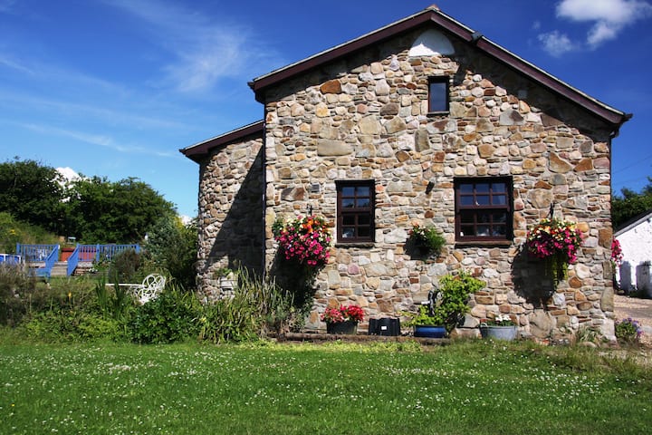 Blaen Cedi - The Gallery - Seclusion In Style! - Llanelli