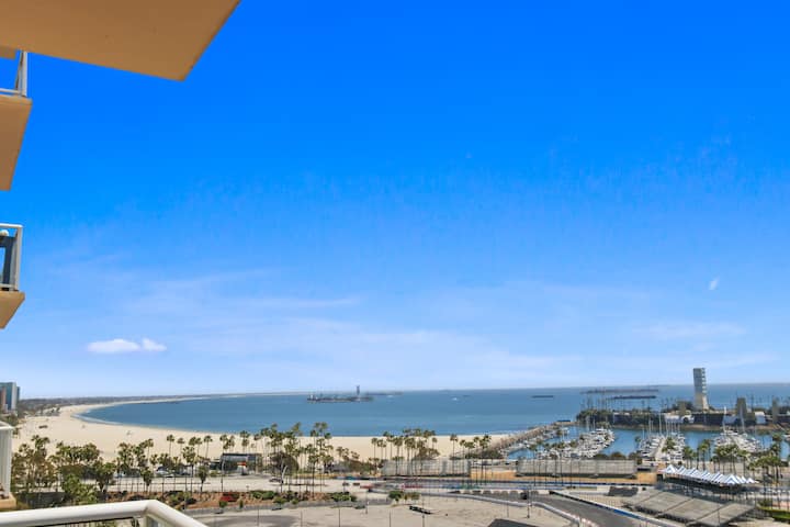 Ocean Views/downtown/conventioncenter/chic Hi-rise - Long Beach, CA