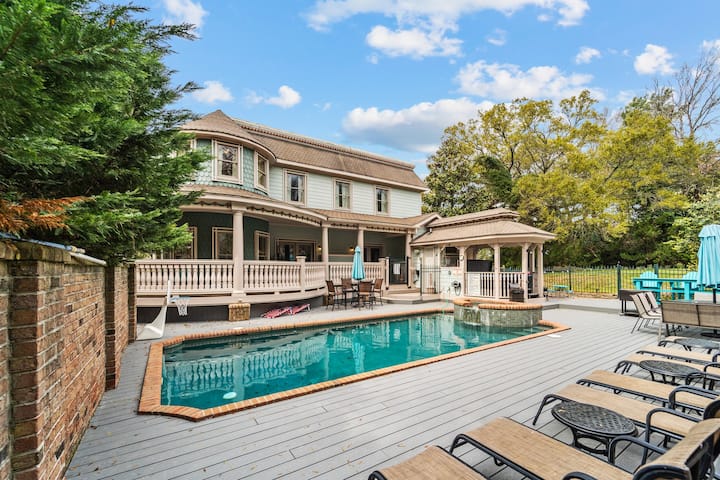 Saltaire, Elevator, Pool, Website: Thesaltaire.com - Duck, NC