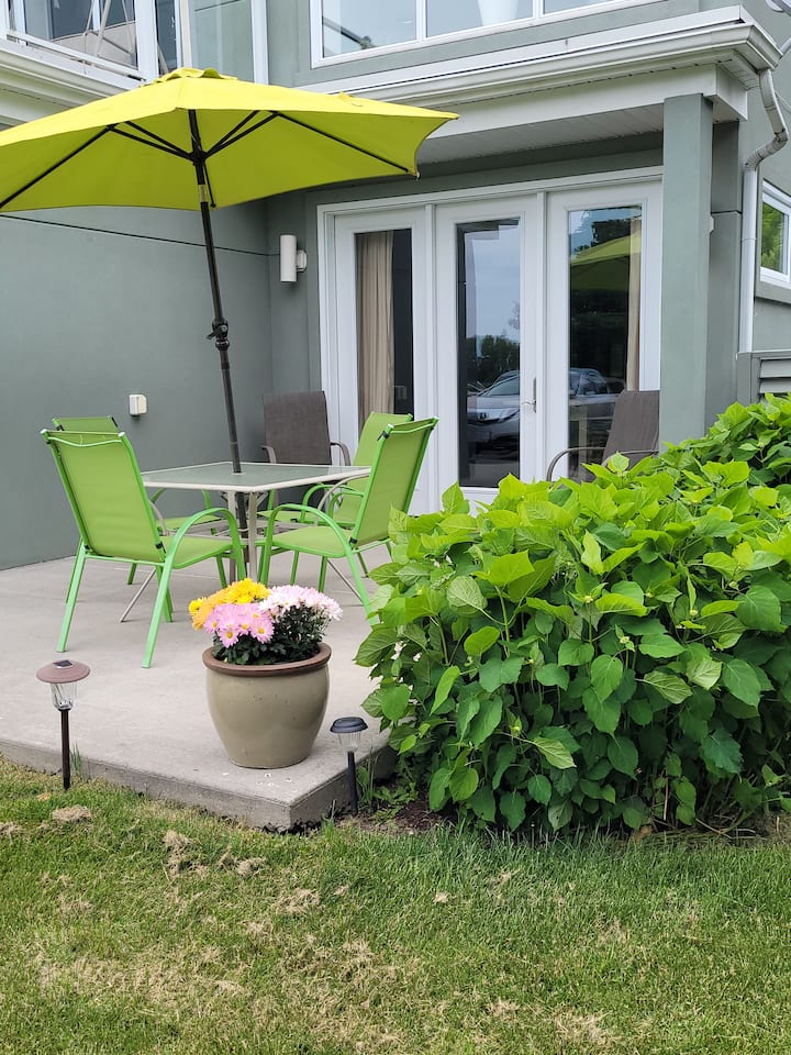 Lovin' The County!  Perfect Location! - Prince Edward