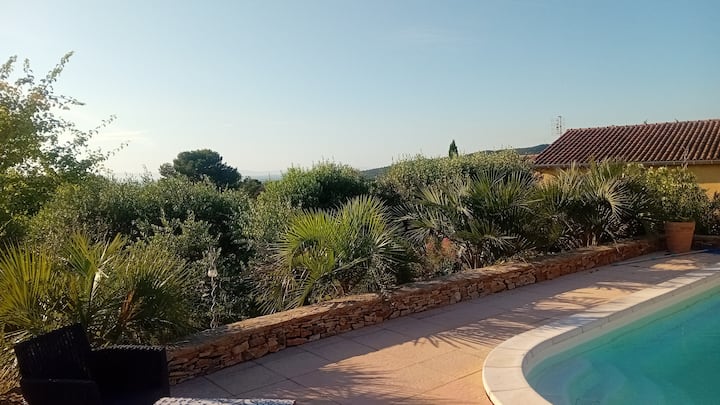 Charmante Maison Provençale Climat. Vidéo Sur Dde - Bagnols-sur-Cèze