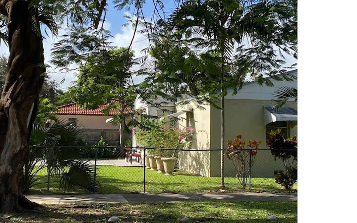 Master Suite Near Coral Gables And The Airport - Aéroport international de Miami (MIA)