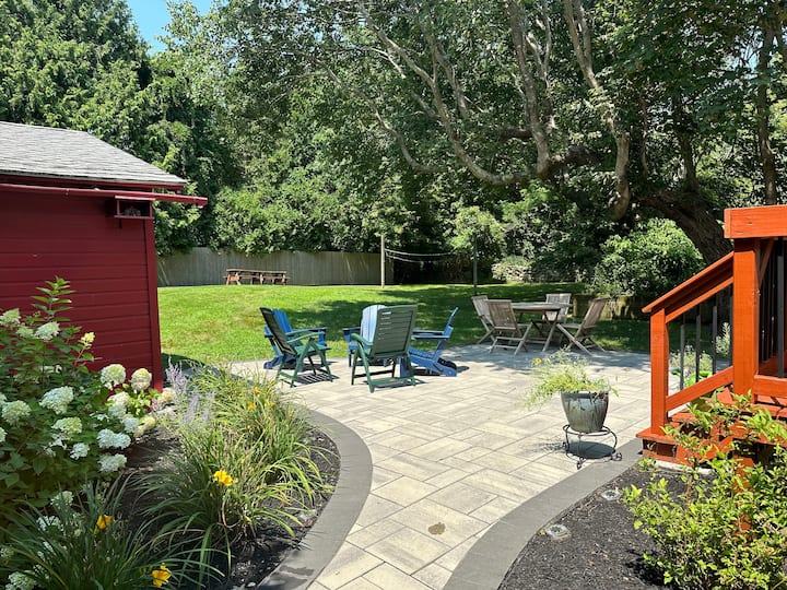 Charming 4 Br Home Close To Beaches And Newport - Rhode Island