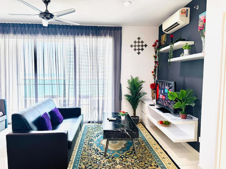 Mansion One 2 Bedroom With Seaview Balcony 7pax - George Town