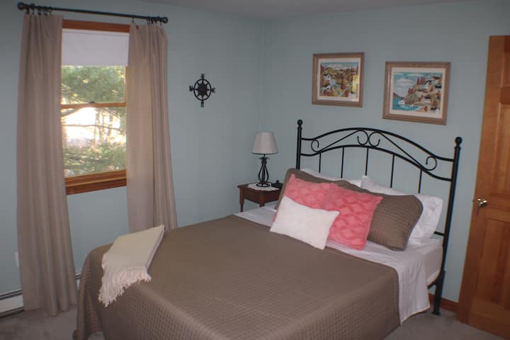 Seabreeze & Pines – A Coastal Escape - Wareham, MA