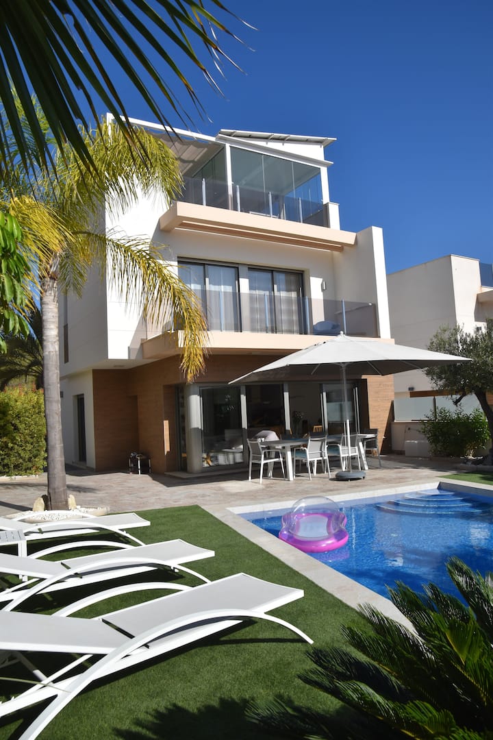 Villa Moderne Avec Jardin, Piscine Chauffée Privée - Costa Blanca