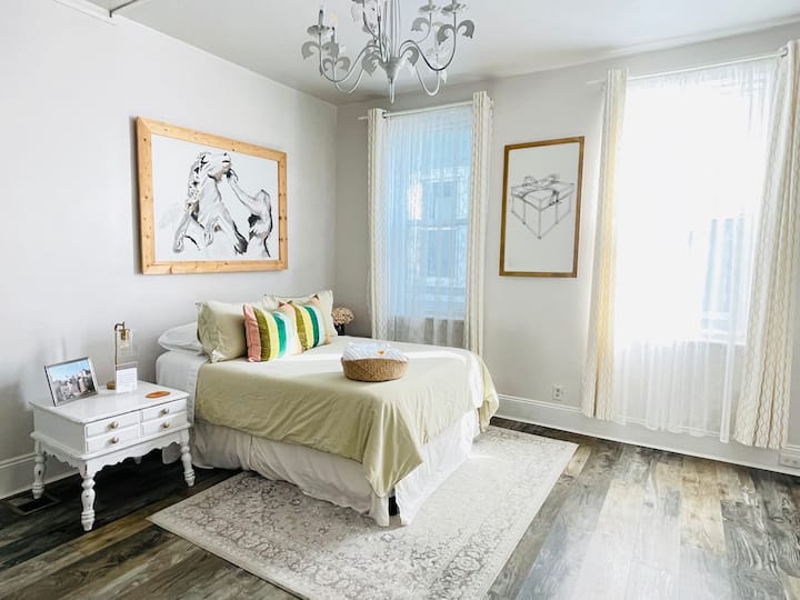 The Alley At Bates - Charming Apartment - Cincinnati