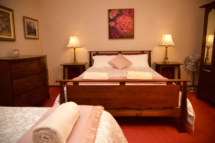 Briar Lane - Unit 1 - Tasmania