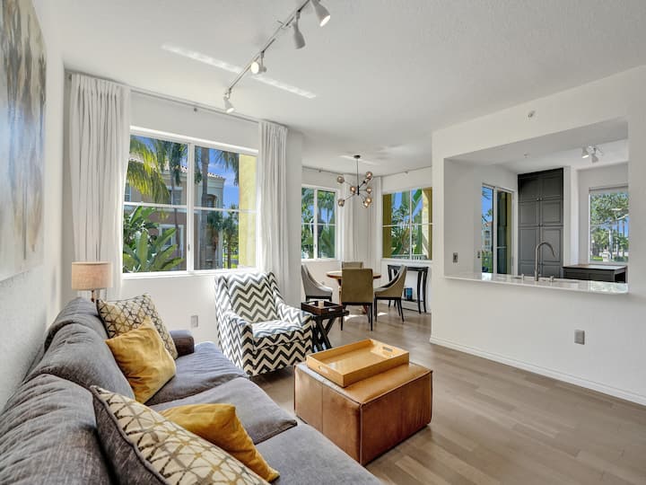 2/2 Stylish Condo For Extended Stays - Palm Beach Gardens, FL