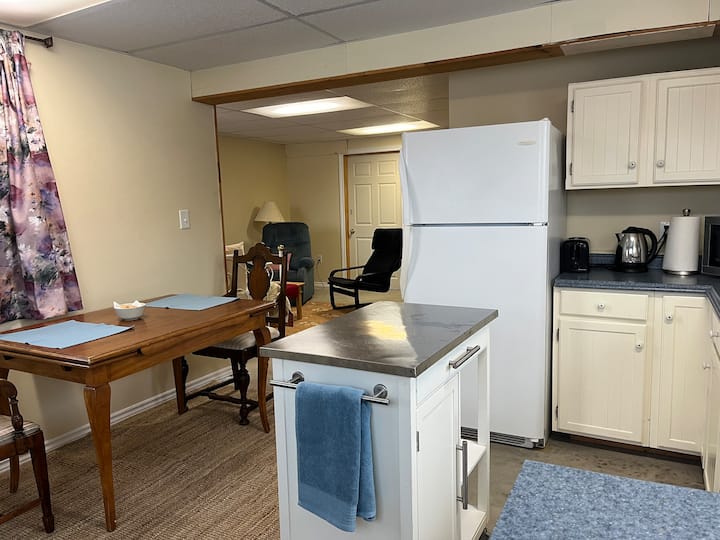 Accessible Farmstay - Lower Suite - St. George