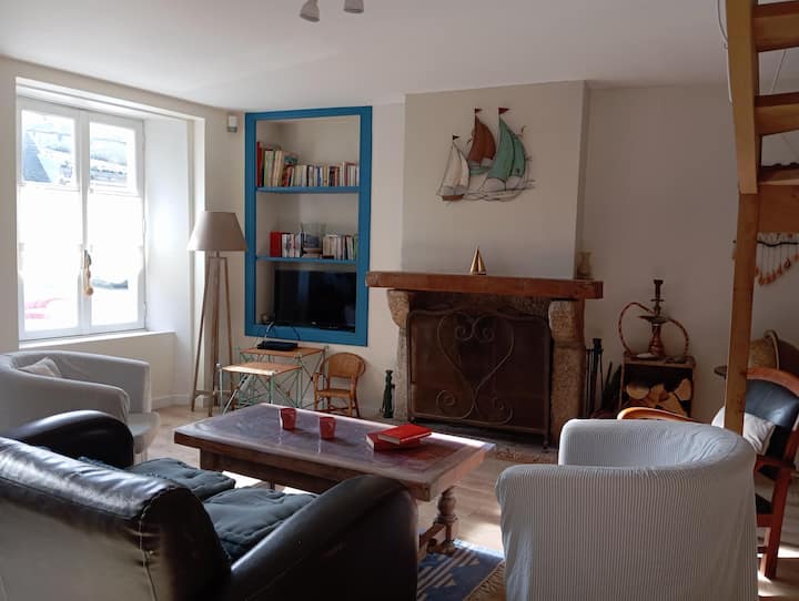 Maison De Pécheur A Barfleur - Saint-Vaast-la-Hougue