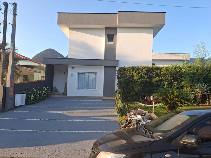 Venha Descansar/curtir/wifi E A Família - Bertioga