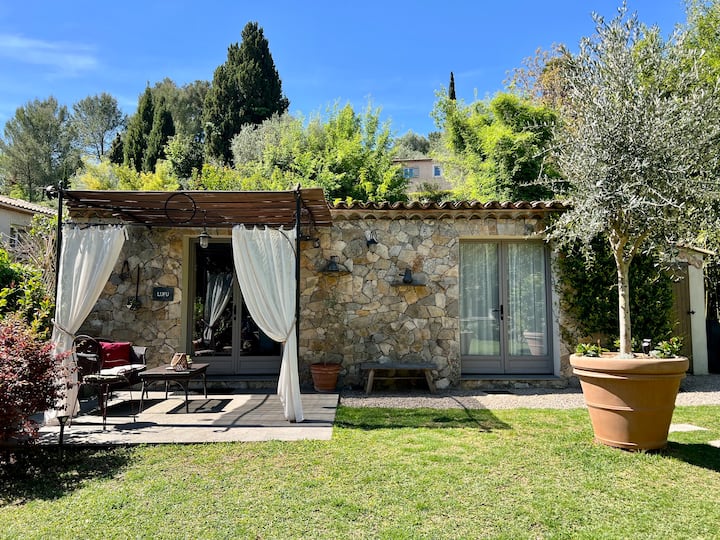 Maisonnette De Charme En Pierre - Grasse