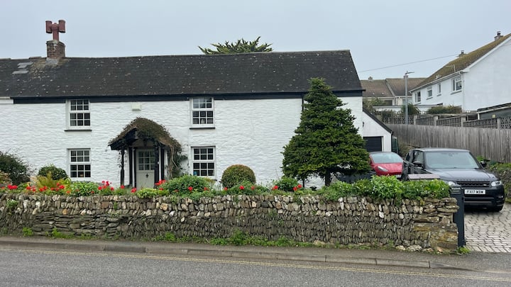 Waylands Cottage With Garden/parking - In Crantock - Crantock