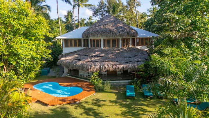 Villa Querida 4 Bedroom Seaside - Dominican Republic
