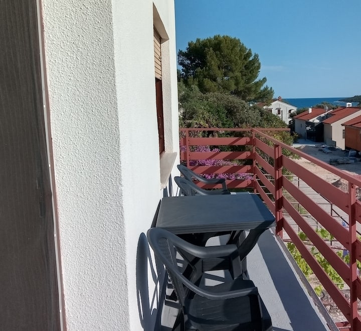 Spacious Family Apartment  (4+ 1) Close To  Beach - Mali Losinj