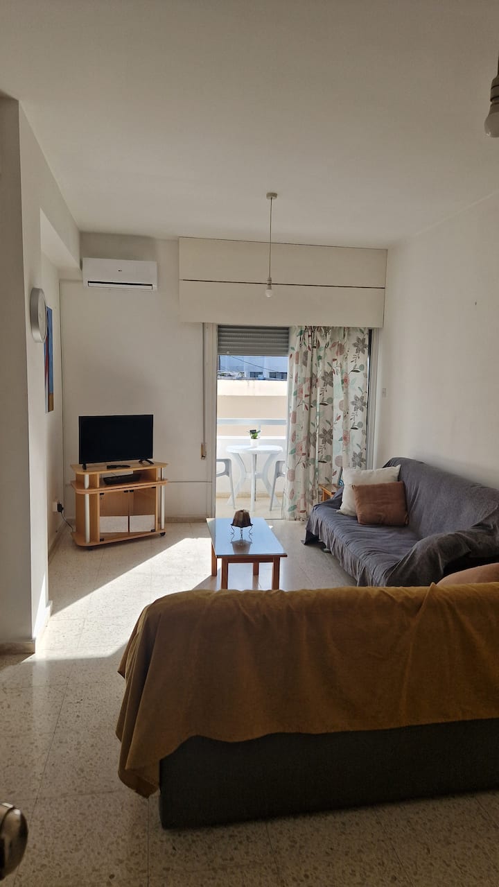 Paphos City Centre Apartment - Paphos