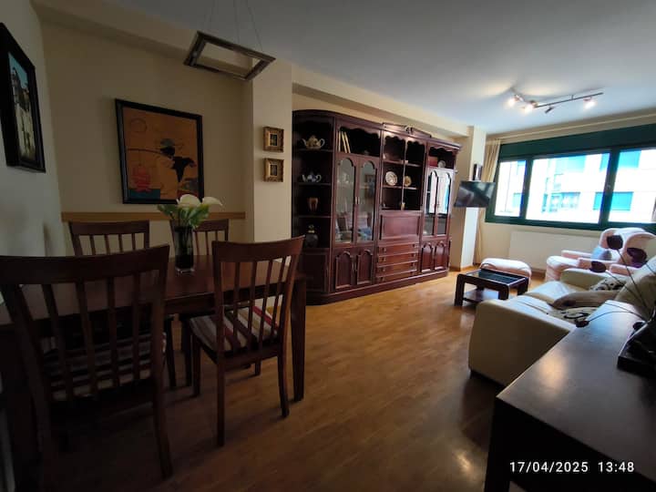 Piso 3 Habs. Con Wifi Y Garaje - Oviedo