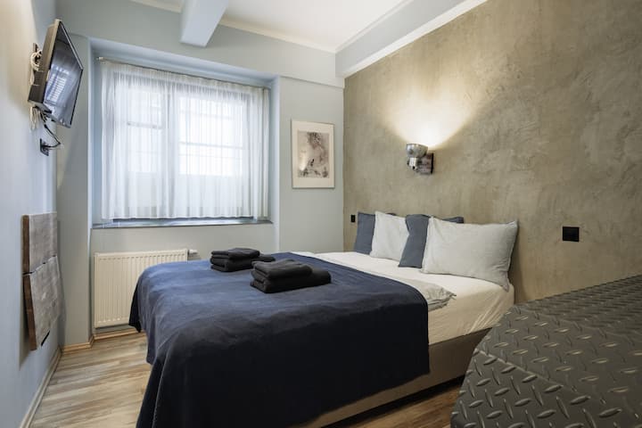 26 - Cozy, Central And Hip Studio ! Brand New - Prag