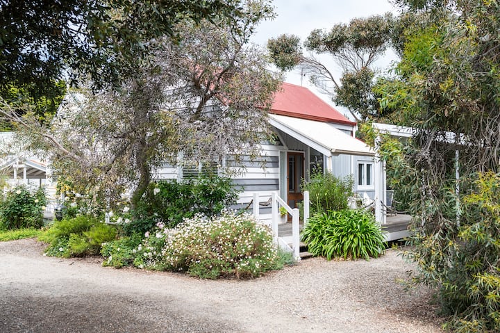 Beach Huts Middleton - Bondi Studio Hut - Middleton