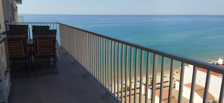 Apartamento Vistas Mar Y Montaña, Parking Y Wifi - Catalonia