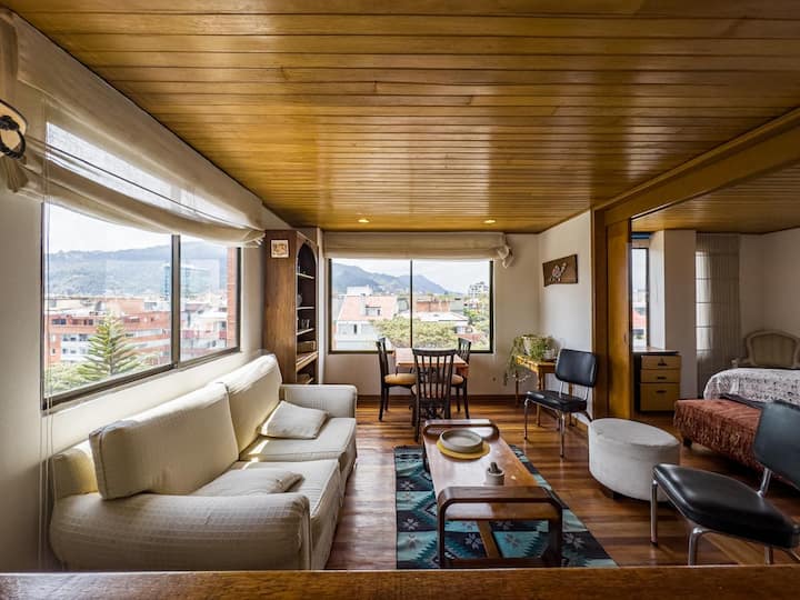 Cozy Apartment In Usaquen Con Vista - Bogotá