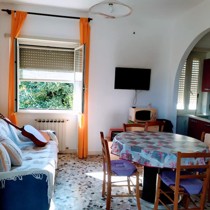 Mini App. In Casa Tranquilla A 800 Metri Dal Mare - 테라치나
