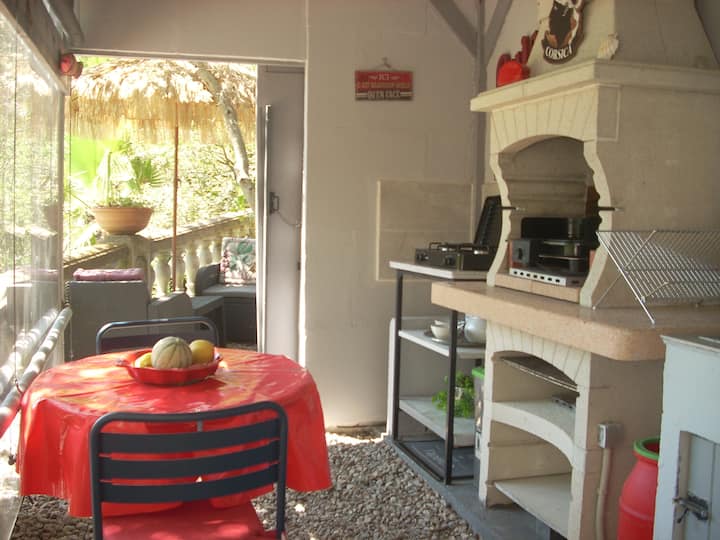 Chambre Avec Cuisine D'été, Et Piscine - Sartène