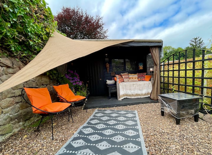 Heated Garden Glamping Hut Cromford Peak District - Matlock