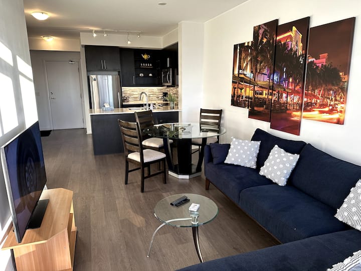 One Bed New Condo Unit In Richmond Hill Centre - 萬錦