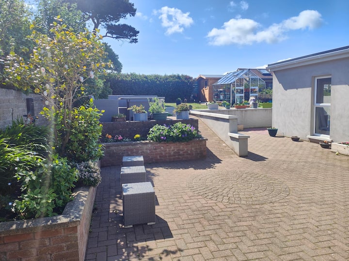 Lever Studio - Castlerock