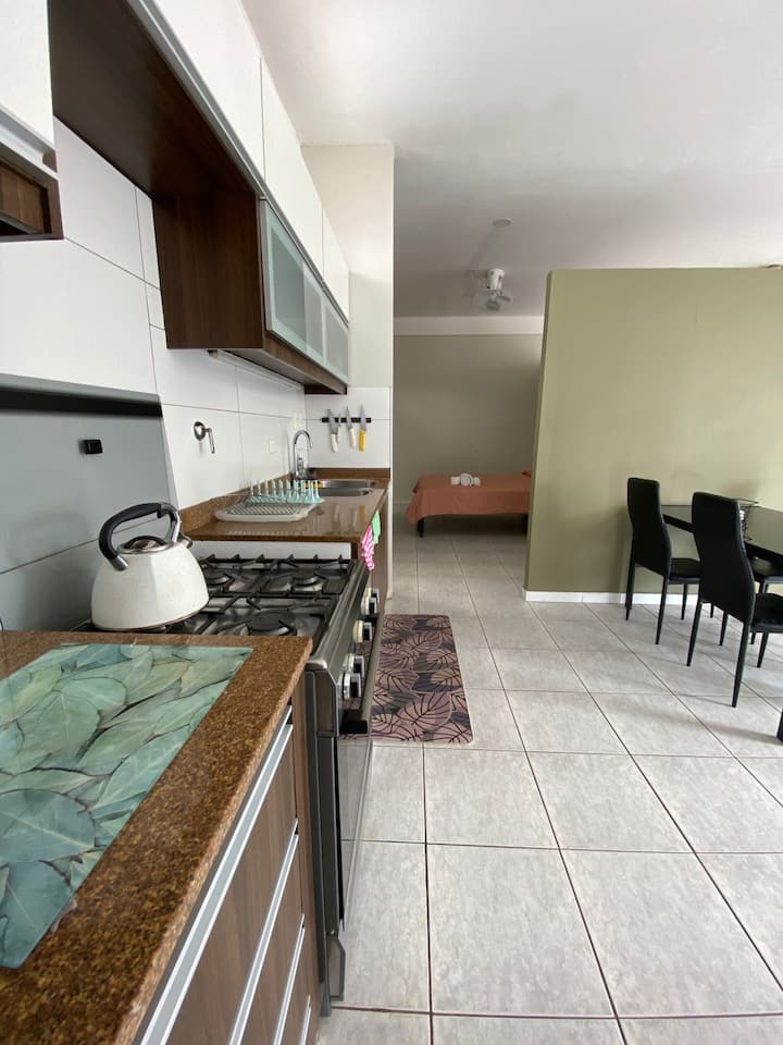 Comodo, Bonito Y Completo Departamento Zona Norte - ボリビア