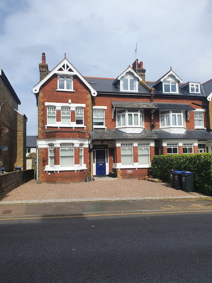 Veronica - Broadstairs