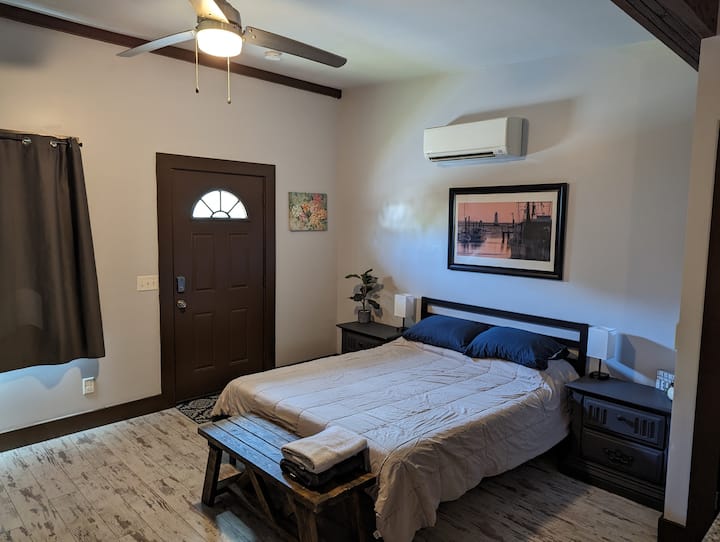 Modern Studio Minutes From Downtown & Restaurants - Savannah