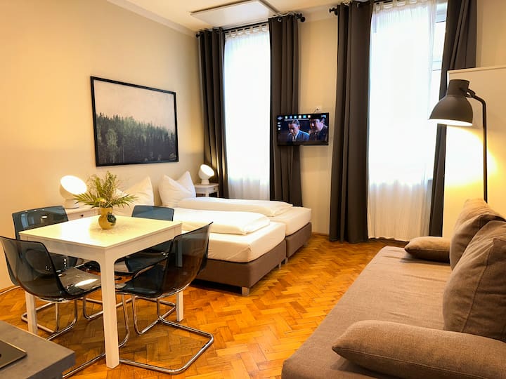 Design Europa Apartment - Wien