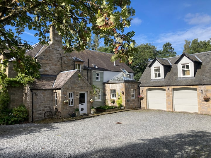 The Loft At Craiglea- Wonderful Woodland Style! - Blair Atholl