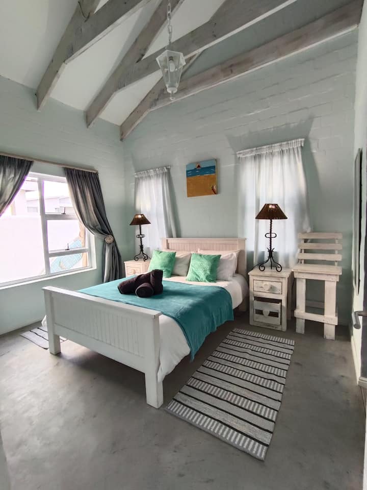Shabby Beach House - A Relaxed Seaside Holiday! - Velddrif