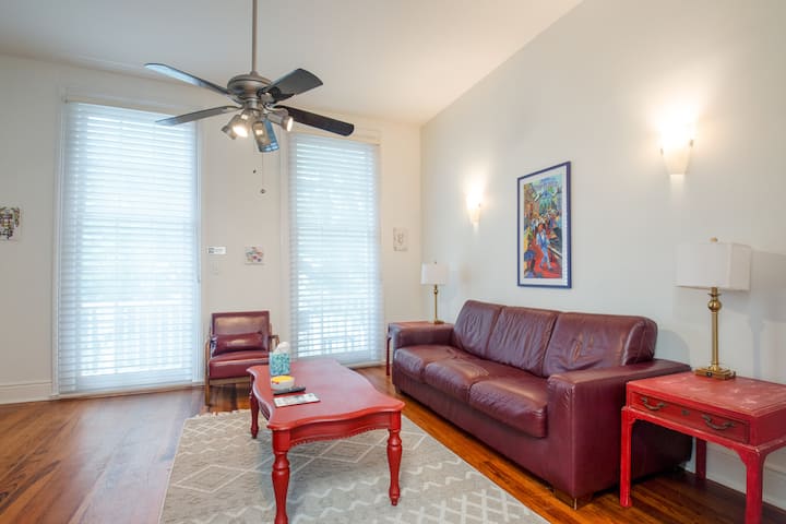 Creole Cottage, Designer, Balcony - New Orleans, LA