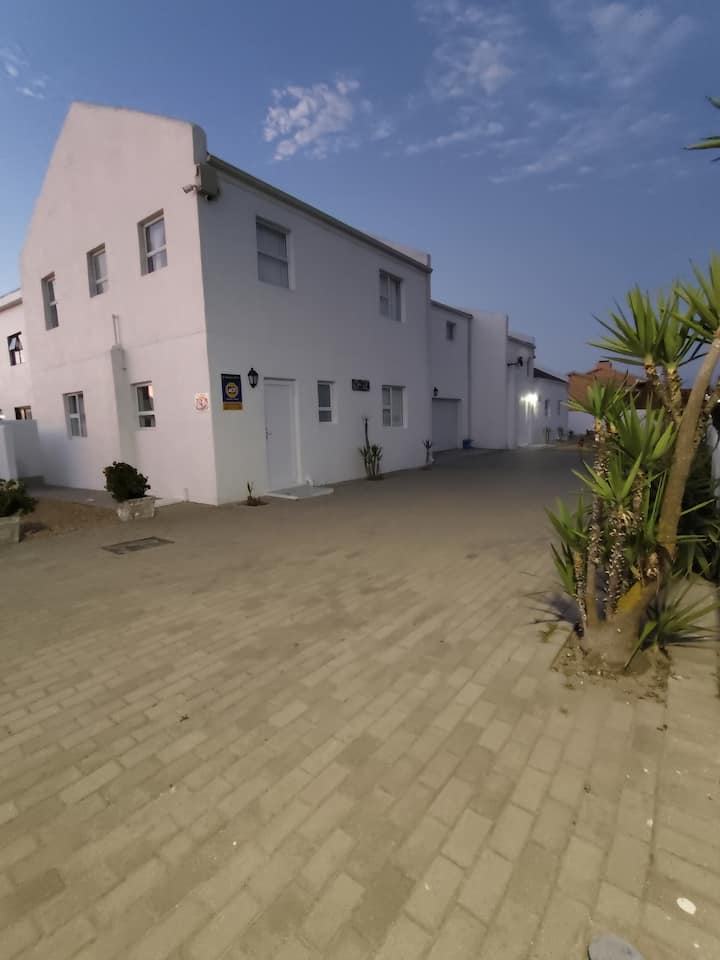 Chic Beach House - A Relaxed Seaside Holiday! - Velddrif