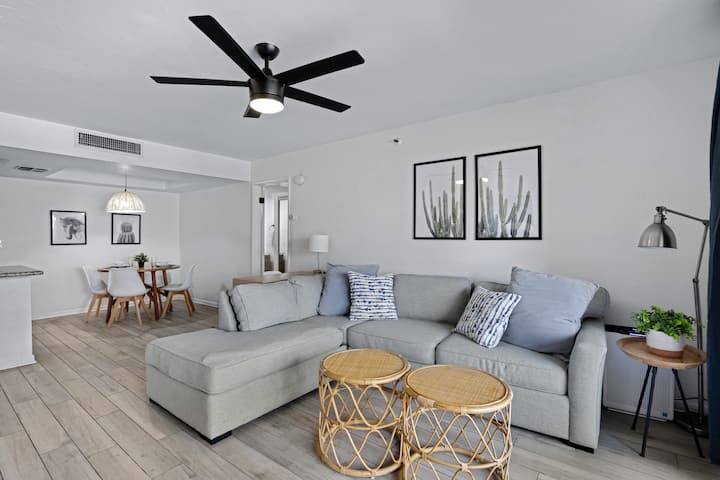 Desert Gem In Paradise Valley - Phoenix, AZ