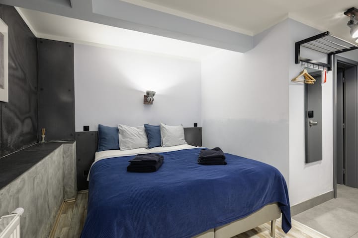 26- Freshly Refurbished, Central Budget Studio!new - Prague