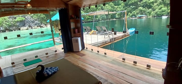 G1 Half Glasshouseboat Lagoon Side Coron Island - Coron