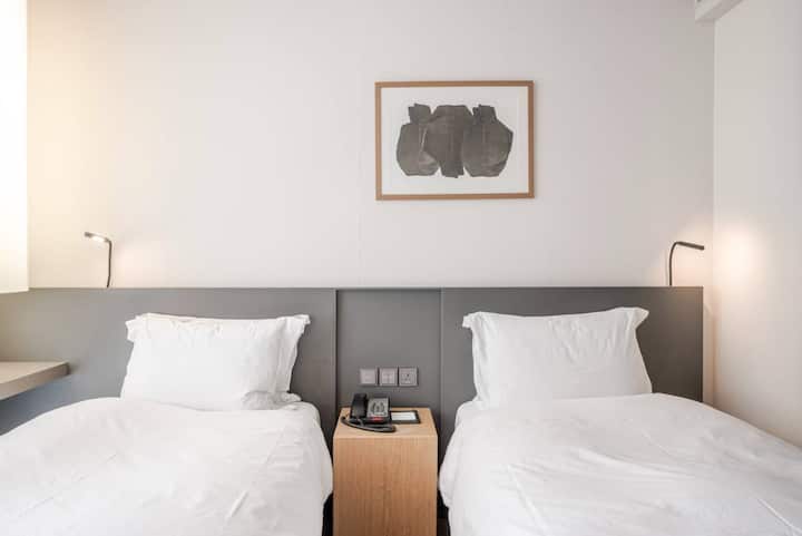 [Seodaemun Station Is A Minute Away] Standard Twin - Séoul